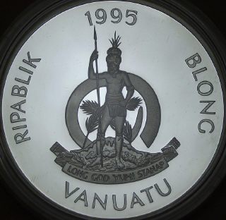 Coin image of obverse of a 5 ounces silver Vanuatu Queen Mother ...